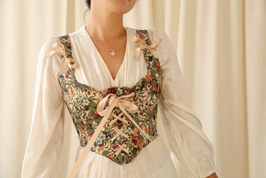 Emma Breeze Corset – OJAYROOM