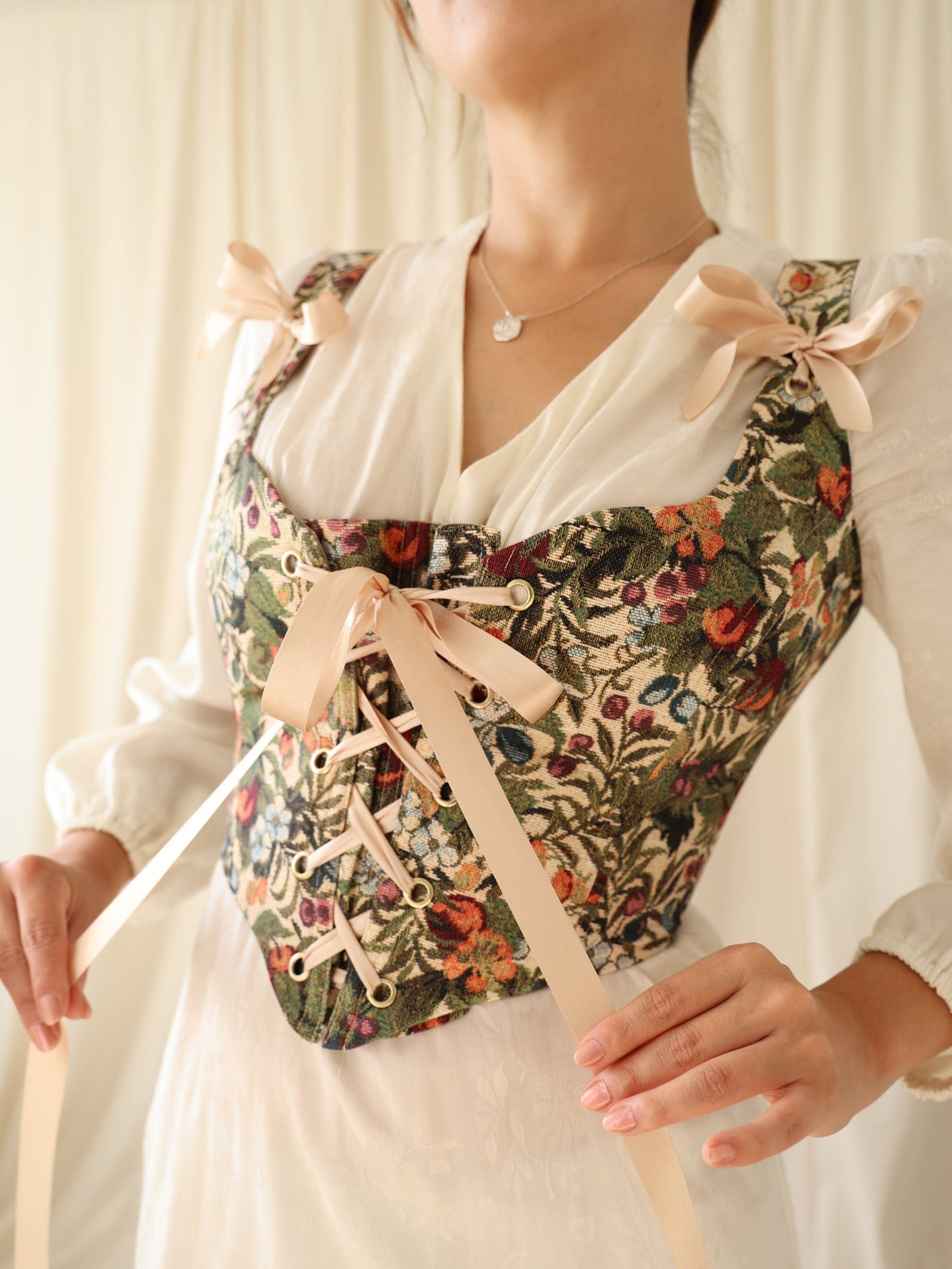 Emma Breeze Corset – OJAYROOM